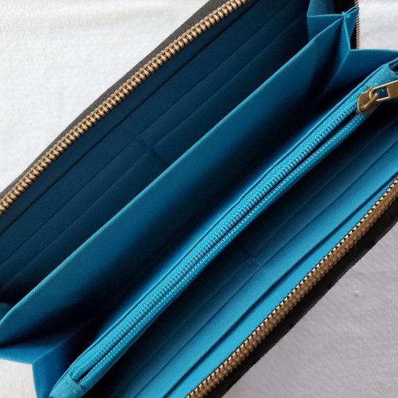 Travelon | Bags | Travelon Zip Around Wallet Canvas Animal Print | Poshmark